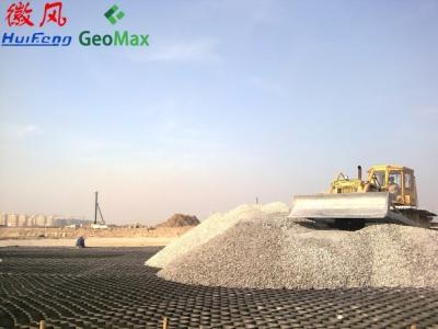 China Textured Geocell Ground Stabilization System For Embankment Protection for sale