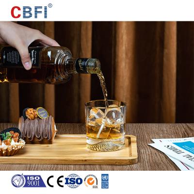 Cina Macchina per la produzione di ghiaccio a tubo rotondo raffreddata ad aria 10 tonnellate in vendita