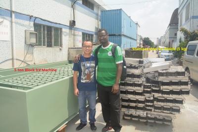 中国 機械R507/R404aを作る産業商業アイス キャンディー3トンのステンレス鋼の 販売のため