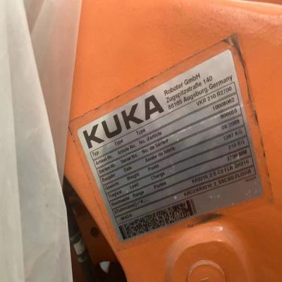 Cina KR210 Used KUKA Robot R2700 With Cabinet Teach Pendant 9.9 in vendita
