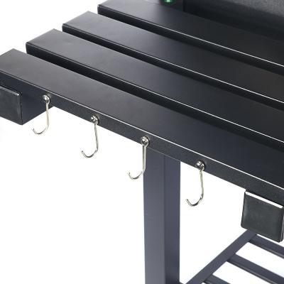 Cina Barbecue a carbone di metallo industriale con tavolino in finitura cromata in vendita