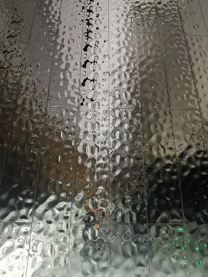 Cina Fogli metallici decorativi corrugati in acciaio inossidabile per la decorazione degli interni residenziali in vendita