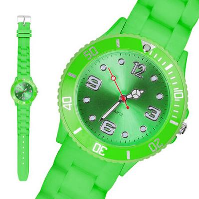 China Big Face Green Silicone Bracelet Watch For Teenager , Women Silicone Wrist  Watches for sale