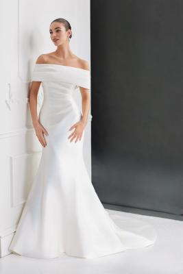 China Romantic Plus Size Detachable Cape Pleated Court Train Fishtail White Satin Bride Wedding Dress for sale