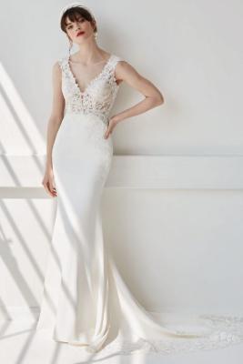 Romantic Sheath V-neckline Court Train Zipper Appliqued Lace Two Straps Mermaid White Satin Bride Wedding Dress
