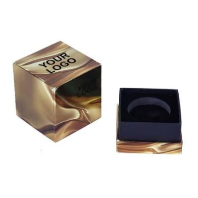 Chine Boîte-cadeau de papier de luxe de parfum de bougie d'emballage de boîte d'épaule de cube en carton à vendre