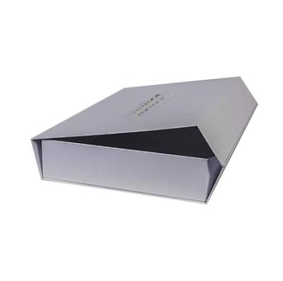 China Caja de papel plegable magnética rígida blanca de la caja de regalo CMYK Pantone en venta
