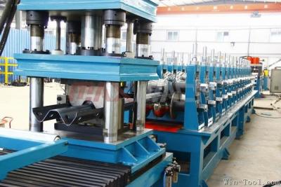 China Waves Guardrail Roll Forming Machine for sale