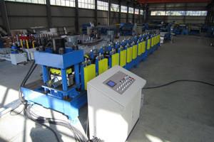 China Профилегибочная Машина Для Производства Дорожных Ограждений for sale