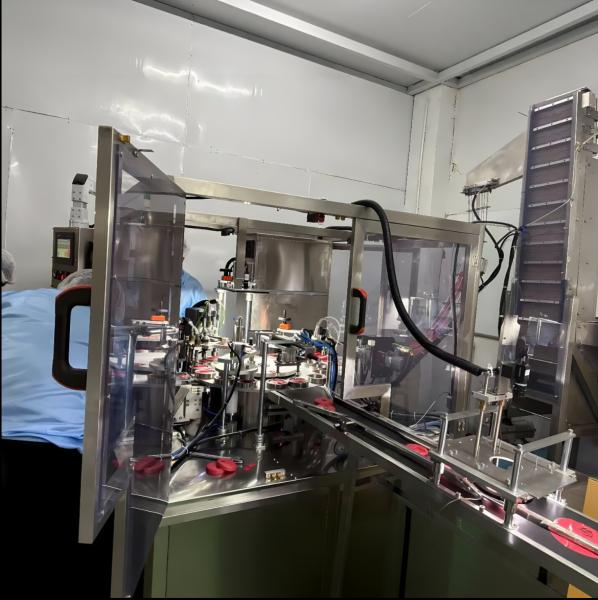 Quality 220V Pet Plastic Bottle Cap Assembly Machine Manufacturing 2500pcs/Hr for sale