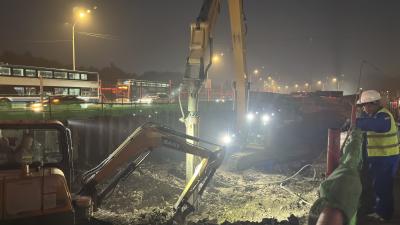 China Hydraulic Vibroflot with 150Kw Power and High Compaction Efficiency for Soil Improvement ISO 9001 Certified for sale