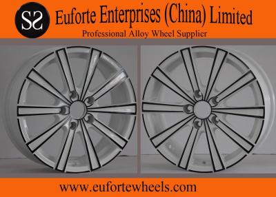 Cina ruote di designazione eleganti 17inch bianche con elettroforesi nera dopo le ruote del mercato in vendita