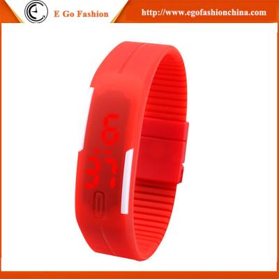 China Fashion Sports Watch Unisex Watches for Man Silicone Quartz Watch Girls Boys Kids Watches for sale