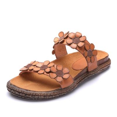China S064 Summer new products small fresh leather three-dimensional handmade flowers women's shoes flat sandals lazy shoes for sale