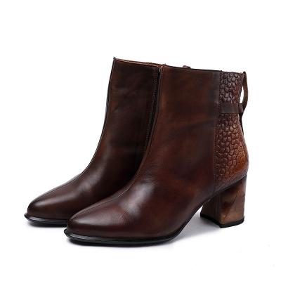 China S168 2019 autumn and winter new fashion pointed toe oil wax leather short boots retro art manual increase women's shoes for sale