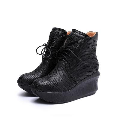 China S228 Warm fleece lining, thick bottom, high fashion short boots, handmade leather women's shoes for sale