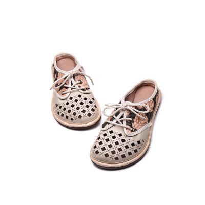 China S261 Shoes women summer models 2020 hole breathable cool white shoes women printing convenient lace slippers women for sale