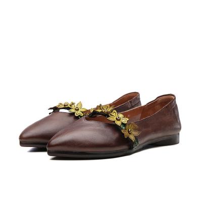 China S274 2020 Fashion All-Match Spring New Women'S Shoes Literary Flowers Flat-Bottomed Handmade Pointed Leather Shoes for sale