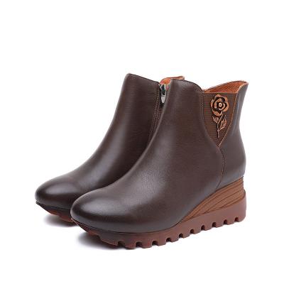 China S318 Autumn And Winter Handmade Leather Retro Ethnic Style Slope With Thick-Soled Short Boots Simple And Versatile Women for sale