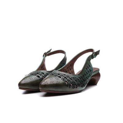 China S375 New Retro Hollow Breathable Sandals Pointed Toe Fashion Buckle Mid-Heel Women'S Shoes Wholesale Processing for sale