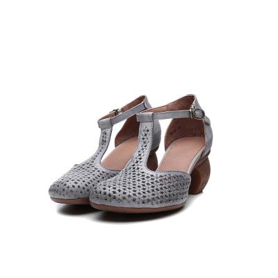 China S411New Fashion Temperament Women'S Heel Shoes All-Match Sexy Round Toe Comfortable Buckle Mid-Heel Sandals Wholesale for sale