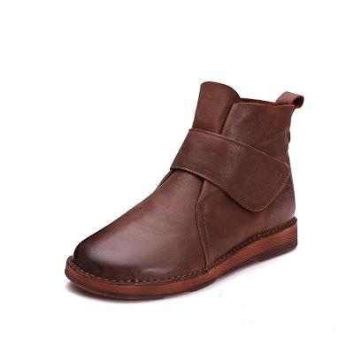 China S417 2020 Autumn And Winter New Women'S Shoes Retro Handmade Leather Fashion Velcro Flat Ankle Boots Women for sale