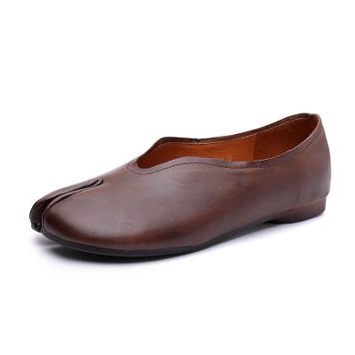 China S463 New Chic Horseshoe Foot Shoes All-Match All-Match Retro Simple Low Heel Shallow Mouth Shoes Wholesale for sale