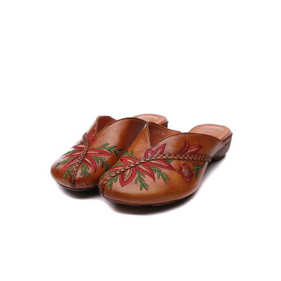 China S505 Baotou Slippers Women 2020 Summer New Leather Slippers Women Wear Ins Cool And Breathable Slippers for sale