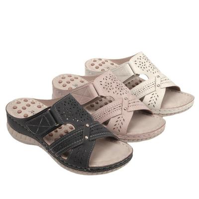 China BS068 European And American Summer Sandals Women 2021 Bohemian Style Thick Bottom Massage Large Size Ladies Slippers for sale