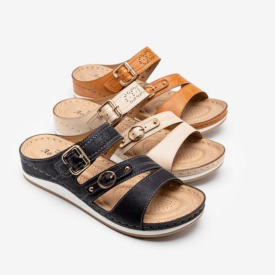 China BS086 Manufacturers New Style Sandals For Women'S Outer Wear Wedge Heel Hollow Casual Beach Slippers Sandals PU Women'S for sale