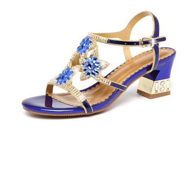 China Bs102 2021 New Sandals Women'S Summer Diamond Shoes Fish Mouth Middle Heel Inlaid Diamond Fashion Thick Heel Women'S San for sale