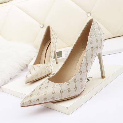 China 8666-8 Europe And The United States Sexy Pointed Shallow Mouth High Heels Nightclub Was Thin Net Celebrity Women'S Singl for sale