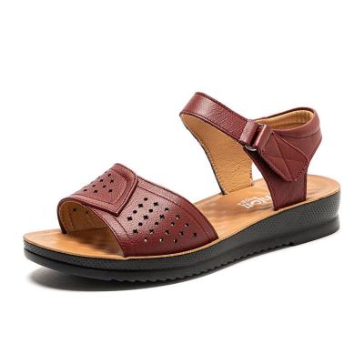 China BS123 Leather Sandals Comfortable Massage Soft Sole Top Layer Cowhide Women'S Shoes Manufacturers Women'S Shoes Brand Wo for sale