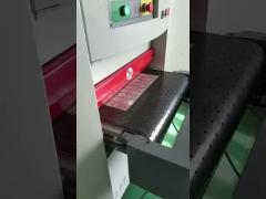 400 mm Larghe cinture Sander Legnano La macchina di lucidatura superficiale Macchine Larghe cinture Sander La macchina di levigatura per fogli di metallo