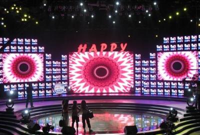 China P5 MM Indoor Commercial led stage screen Curtain Wall Rental for Concert , 1R1G1B for sale