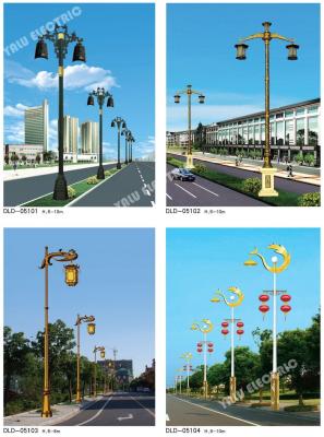 China 6M double arm Q235 Embossed decorative  8m street lighting pole with aluminum base for sale