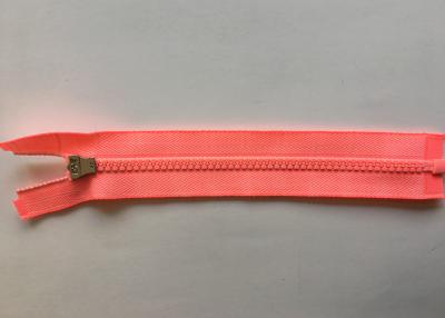 China De gekleurde Naaiende nylon ritssluiting van Begrippenritssluitingen 7# beëindigt dicht met auto - geschilderde slotschuif Te koop
