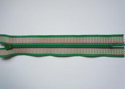China De kleurrijke ritssluiting van de van de achtergrond meteltrekkracht nylon rolritssluiting voor jasje, laag, kleding Te koop