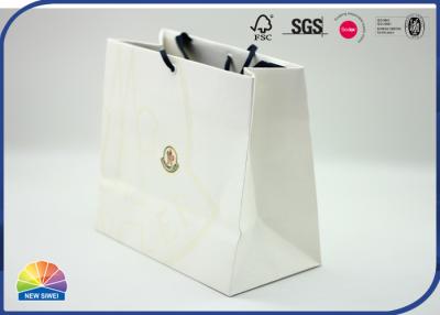 Cina Sacchetti della spesa UV della carta di specialità del punto con la maniglia tessuta di lusso del nastro del cotone in vendita