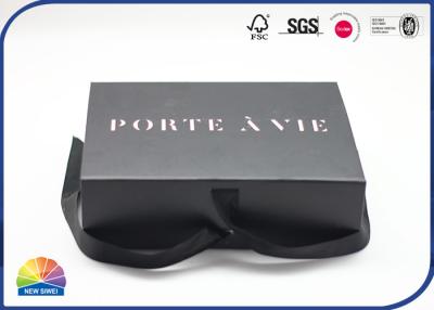 China Fechamento magnético de papel revestido da caixa de presente dobrável do cartão do costume à venda