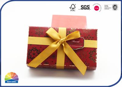中国 赤い紙箱の金ぱく押しの祝祭のギフトのパッケージの棒のリボンBownot 販売のため