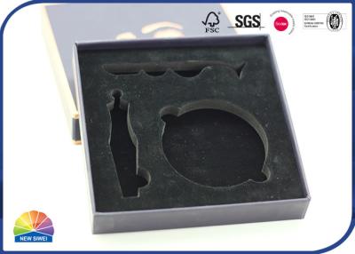China Kundengebundener Goldheißer stempelnder Papierpaket-Kasten mit EVA Insert zu verkaufen