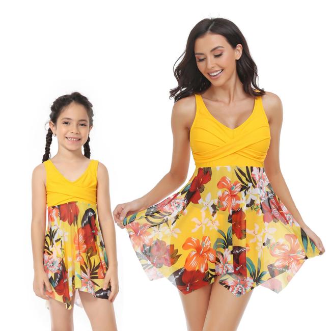 Parent-child swimwear tulle skirt two-piece set factory in stock wholesale mommy and children's tankini swimsuit