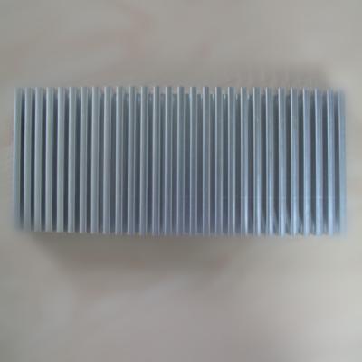 China OEM anodizing finned aluminum heat sinks for sale