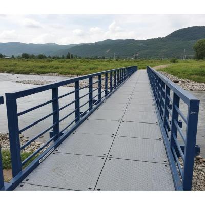 China Steel Pedestrian Bridge with Anti-Skid Deck High Corrosion Resistance and Prefabricated Sections for Safe Pedestrian Crossings for sale