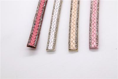 China Perlas hechas a mano, arco hecho a mano Perlas de imitación de alta calidad, decoración de zapatos con cuentas de vidrio / accesorios para zapatos de moda en venta