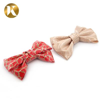 Китай Сертификат СГС изготовленной на заказ ткани украшения ботинка моды Кмл особенной материальный продается