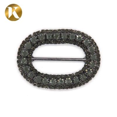 Le Pin en cristal en métal chausse le style de mode des accessoires 45mm*33mm de décoration
