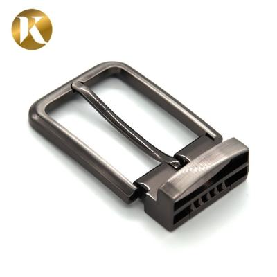 China Professional Custom Simple Pin Belt Buckles 35mm With Smooth Surface for sale