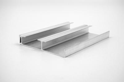 Cina Rivestimento espulso di alluminio lavorante del mulino di profilo di CNC per i ricambi auto in vendita
